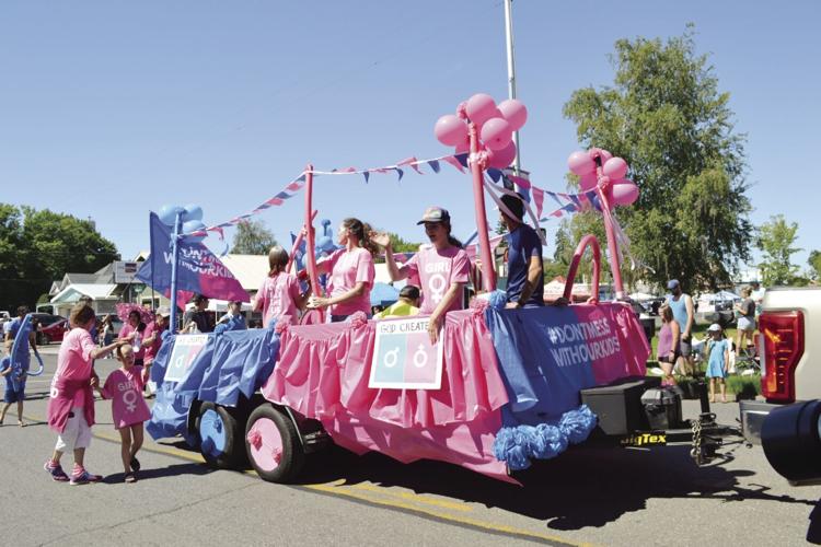 Community Days Parade | Features | goldendalesentinel.com