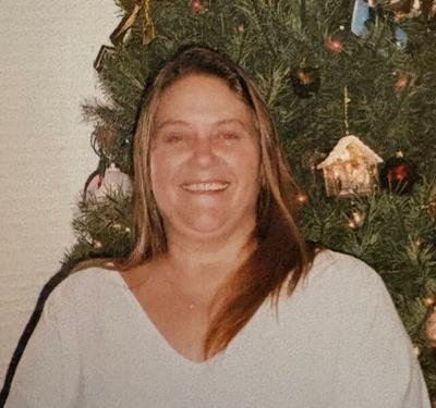 Debbie Lawyer | Obituaries | goldendalesentinel.com