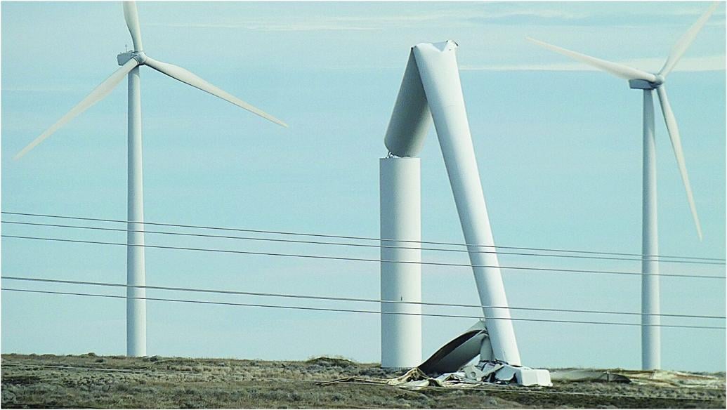 Wind tower collapses near Bickleton | News | goldendalesentinel.com