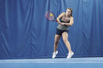 Freshman Emily Robertson stays 'mentally tough' as lead singles player ...