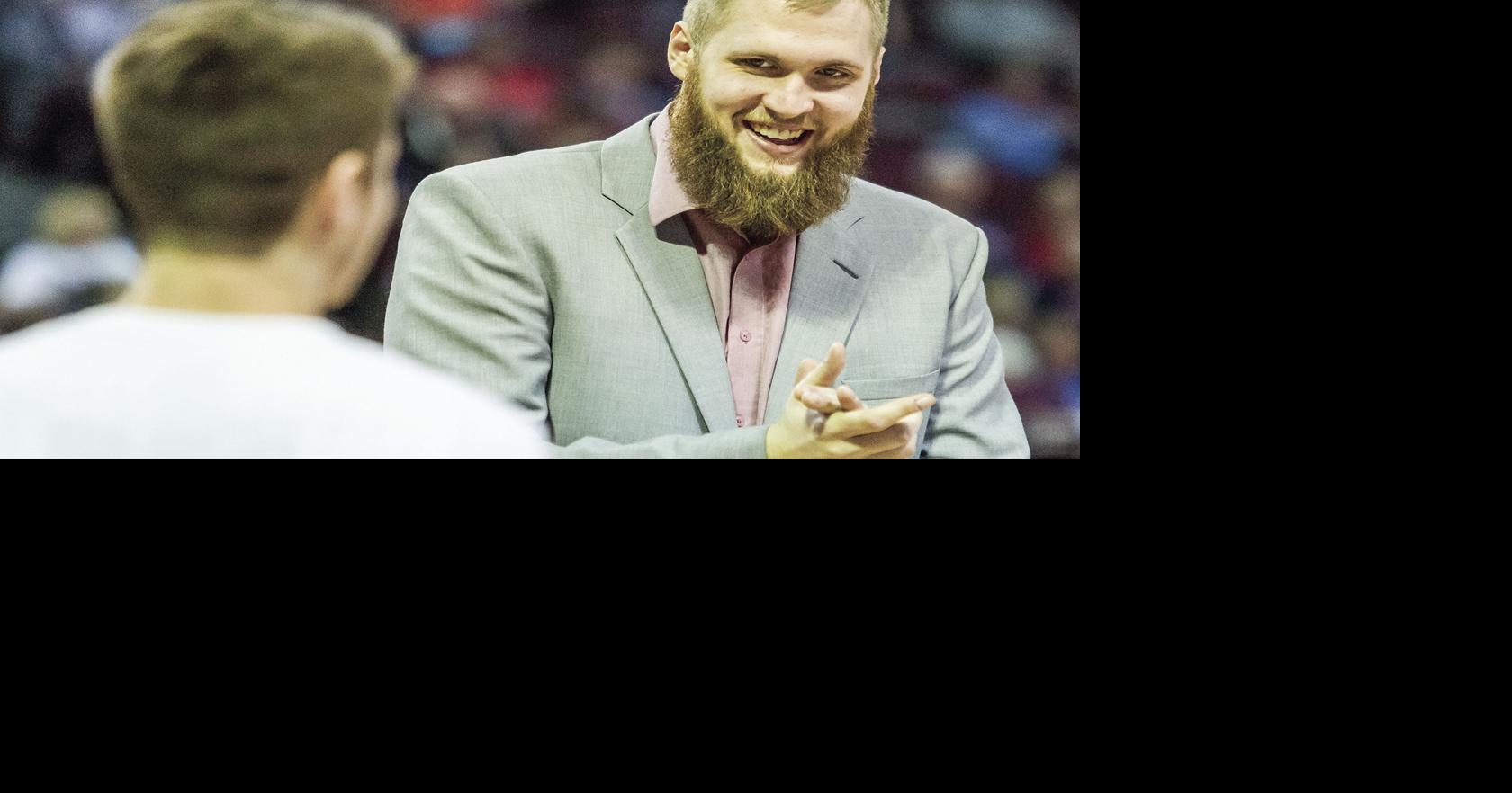 Senior Przemek Karnowski learns to lead | Sports | gonzagabulletin.com