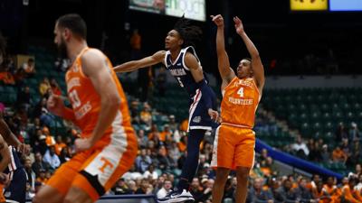 No. 2 Zags fall to No. 11 Tennessee in season-opening exhibition ...