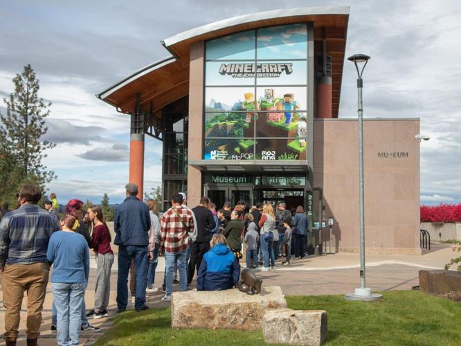 Minecraft Unveiled: A 3D journey through pixels and creativity | Arts ...