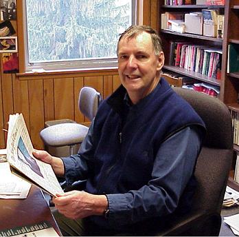 Fr. Connolly a well-traveled educator | | gonzagabulletin.com