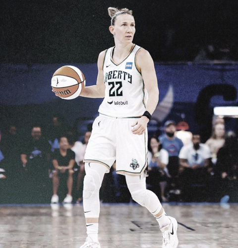Courtney Vandersloot continues to shine in first season with Liberty ...