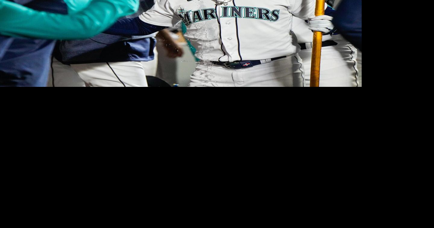 Commentary: Pitching injuries, slow bats plague Mariners in April ...