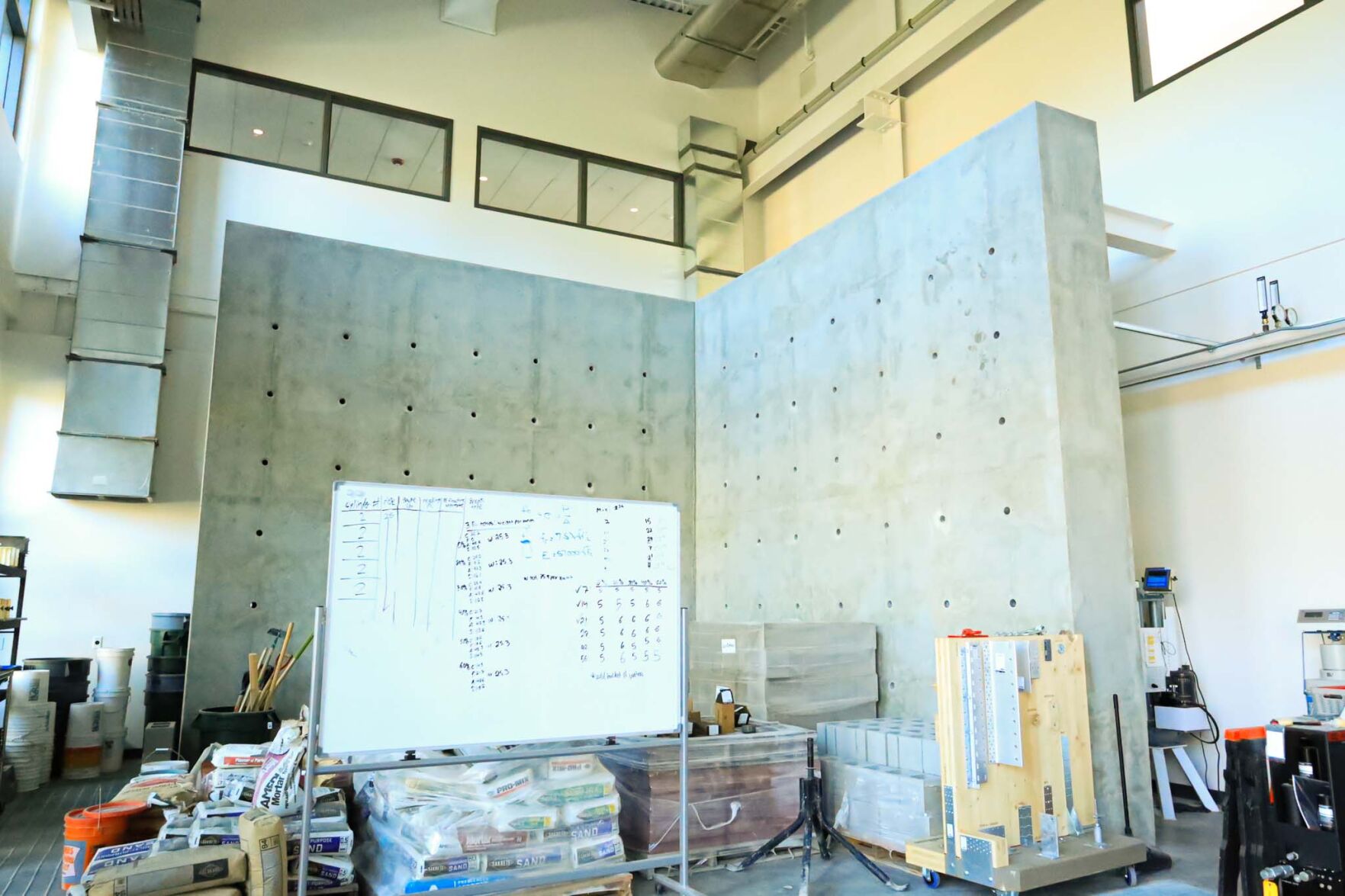 High Bay Mural Contest turns civil engineering into campus art | Arts ...