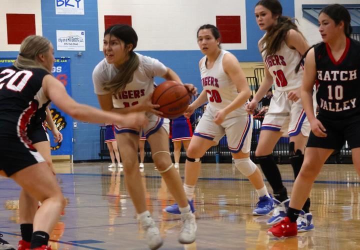 Tiger's Girls Varsity Ends Season Battling At Socorro And Home V Hatch ...