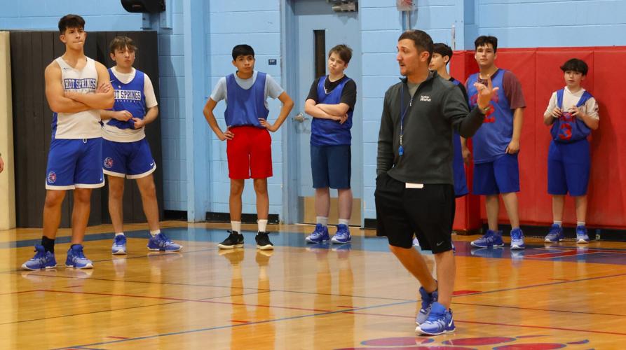Going To Work: Tiger Basketball Ready For Season | Sports | gpkmedia.com