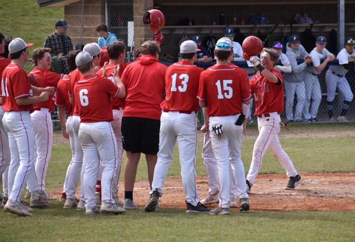 Laker baseball wins regional title, into state semifinals with ...