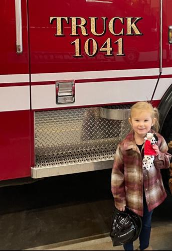 4-year-old uses Christmas money to buy firefighters lunch | Local News ...