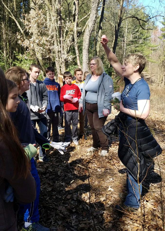 Students volunteer during Junior Day of Caring | Environment ...