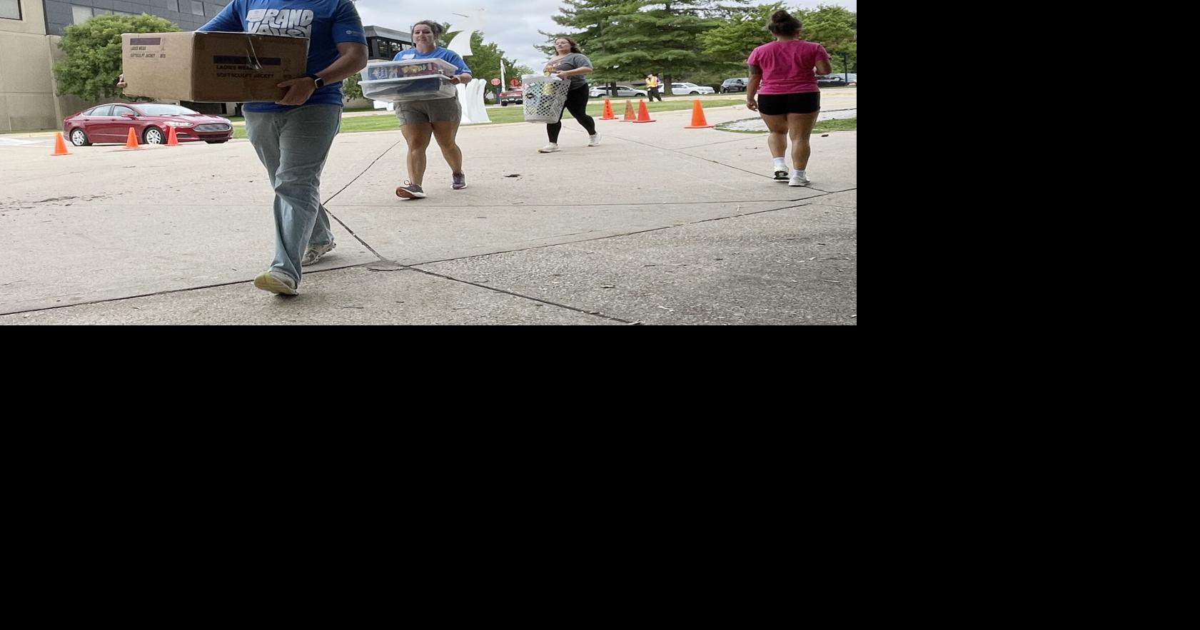 GVSU welcomes students back to campus | Education | grandhaventribune.com