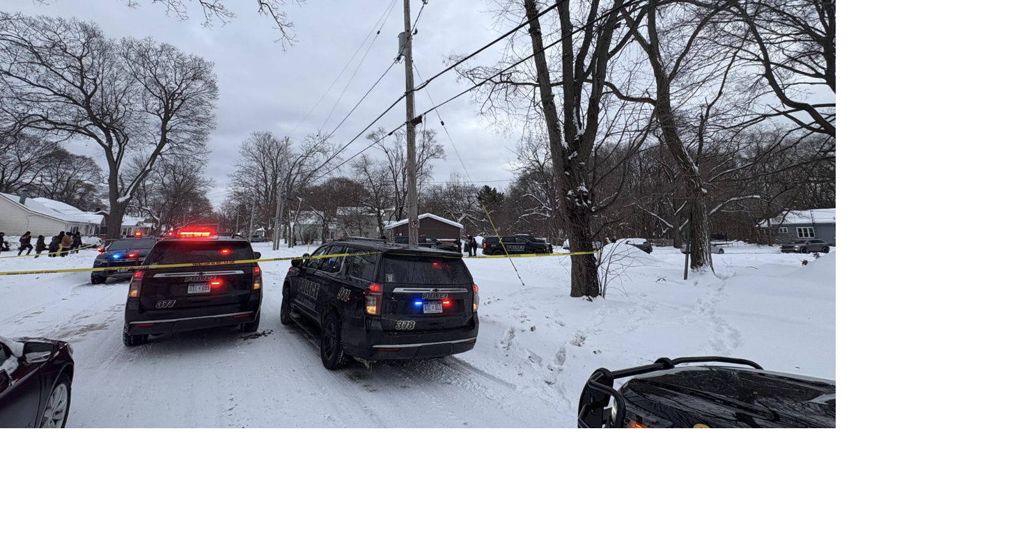 Update: 2 killed, 3 injured in Muskegon shooting; suspect still at ...