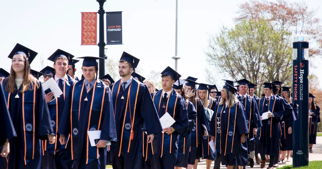 Hope College graduates 700-plus at 2022 commencement | Education ...