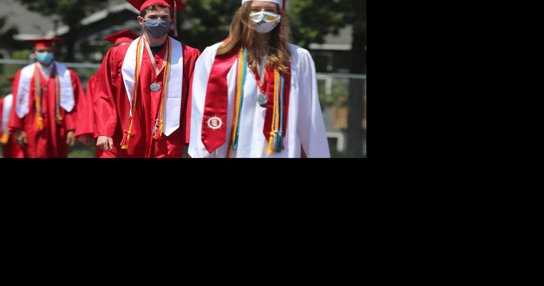 Spring Lake High School's Class of 2020 celebrates graduation ...
