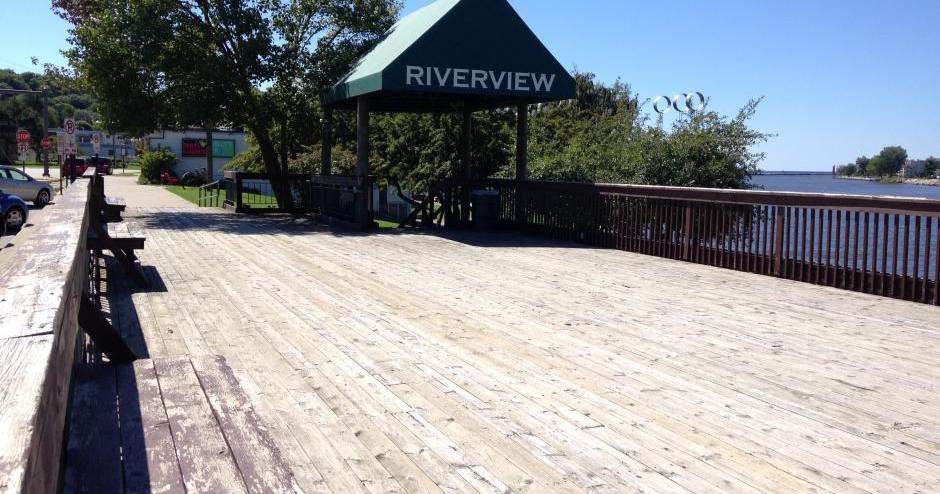 City seeks Riverview deck repairs | News | grandhaventribune.com