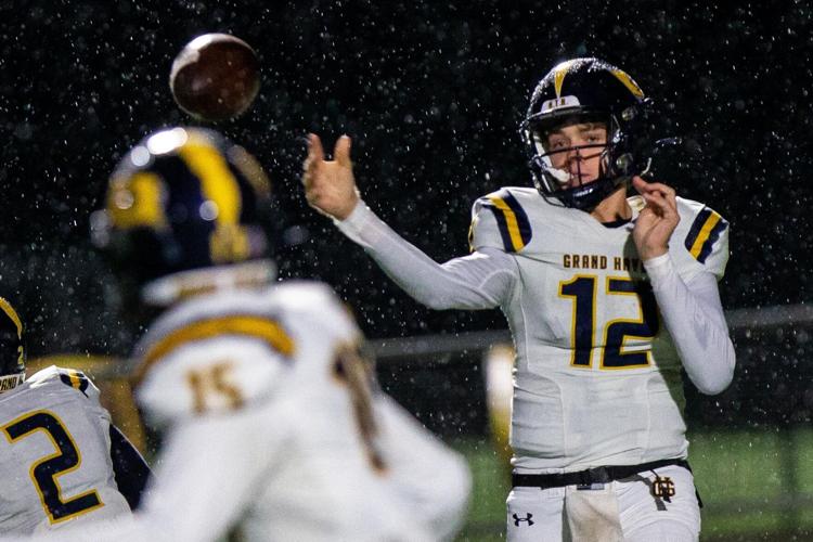 Buccaneers blown away by West Ottawa for road loss | Sports ...