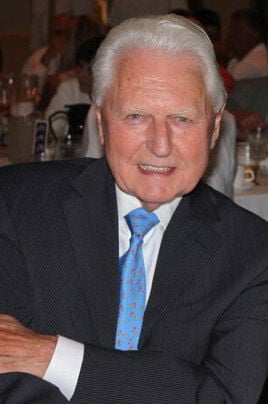 Howard Reenders | Obituary | grandhaventribune.com