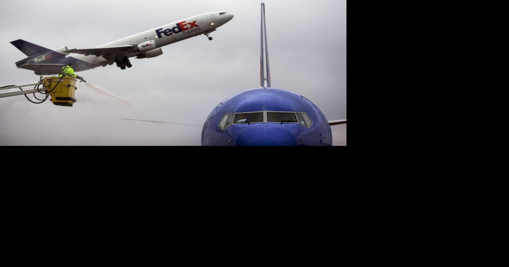 Air fares seen dipping thanks to oil slump | News | grandhaventribune.com