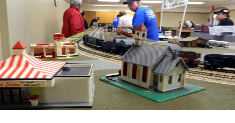 Christmas Train Show in Zeeland is fun for all ages | Entertainment ...