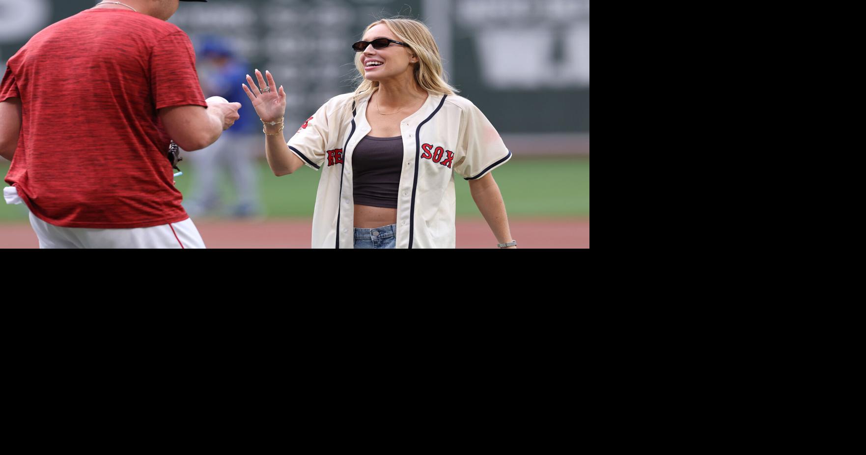 ‘Call Her Daddy’ podcaster Alex Cooper moving to SiriusXM in deal ...
