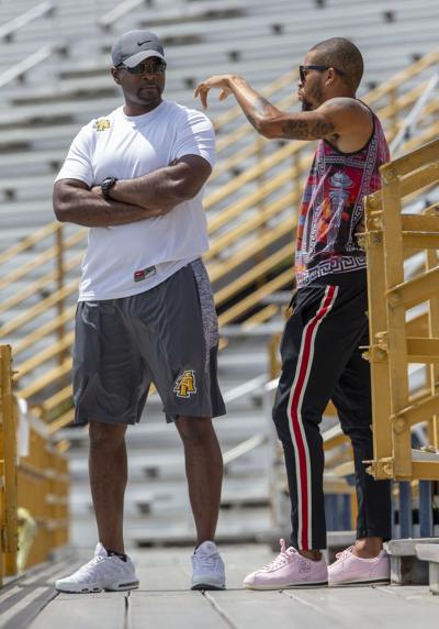 NC A&T's Duane Ross signs contract extension