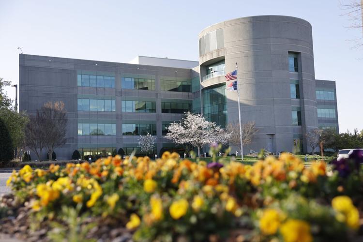 Board oks purchase of ITG building for Guilford schools