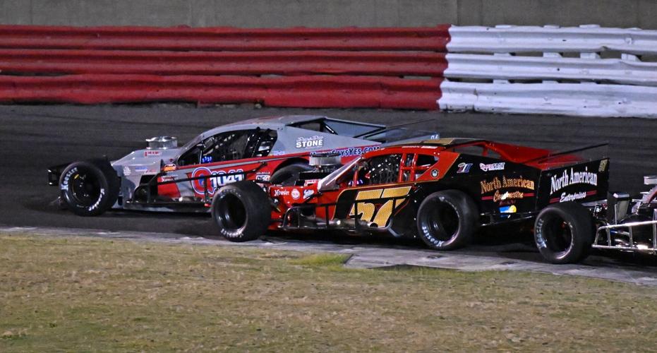 Brandon Ward wins third Modified race of the year