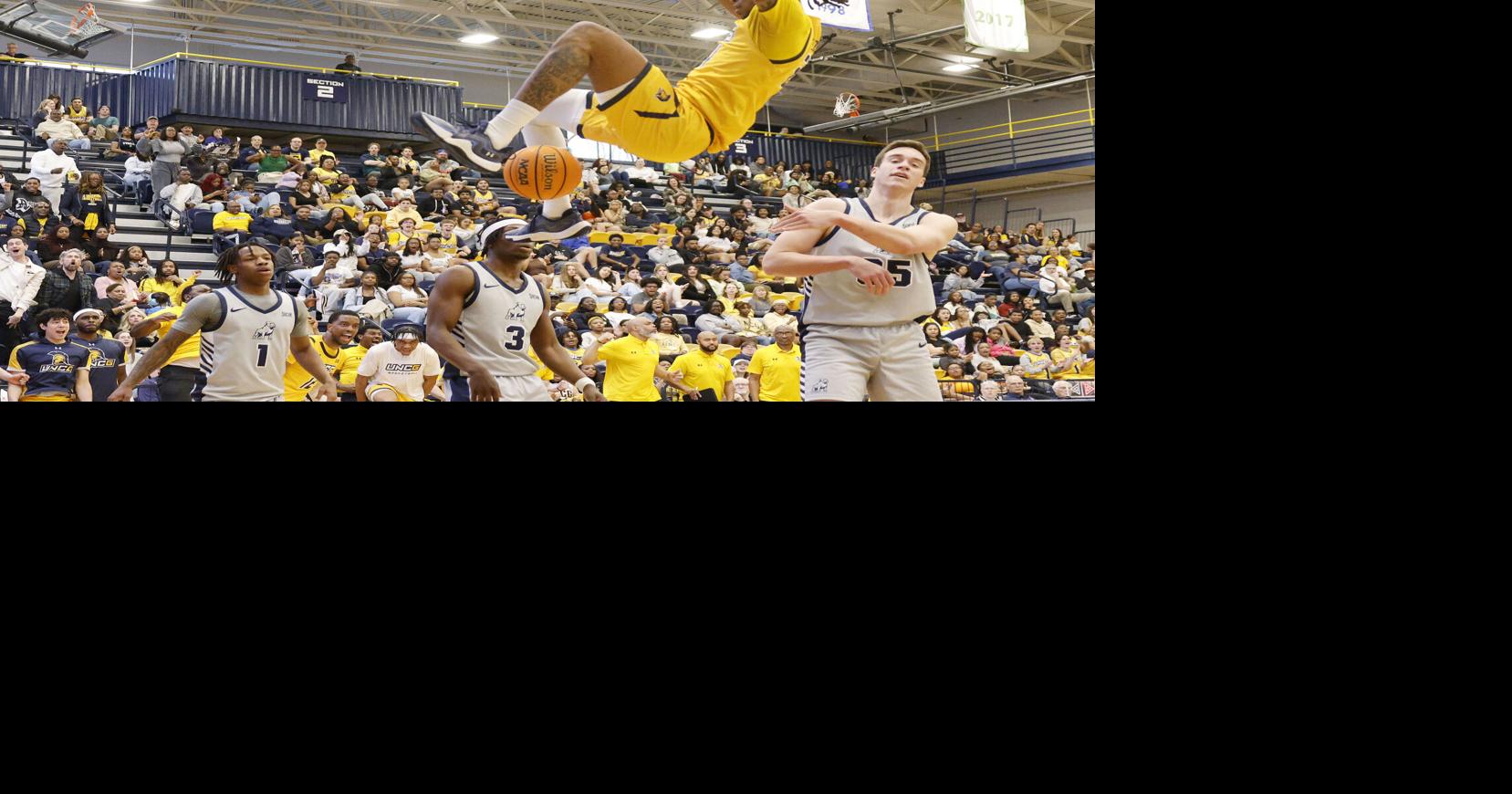PHOTOS: UNCG scores 108 and defeats Samford at Fleming Gym