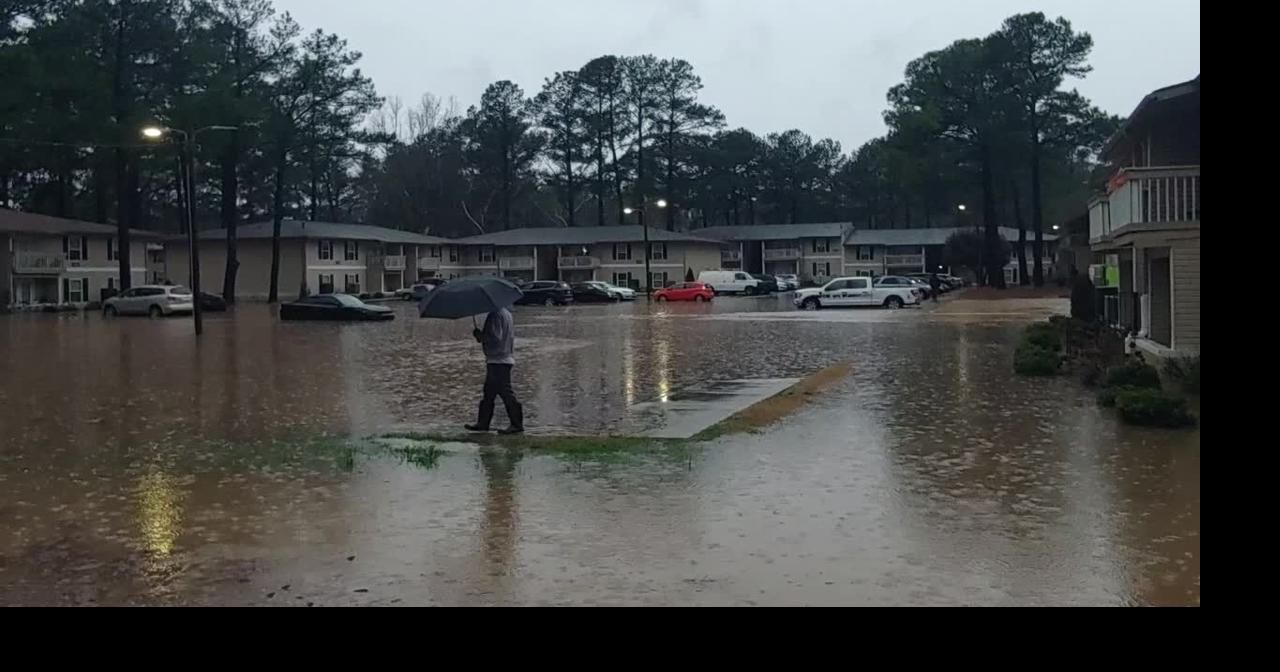 Flooding at Cooper Creek Retreat apartments