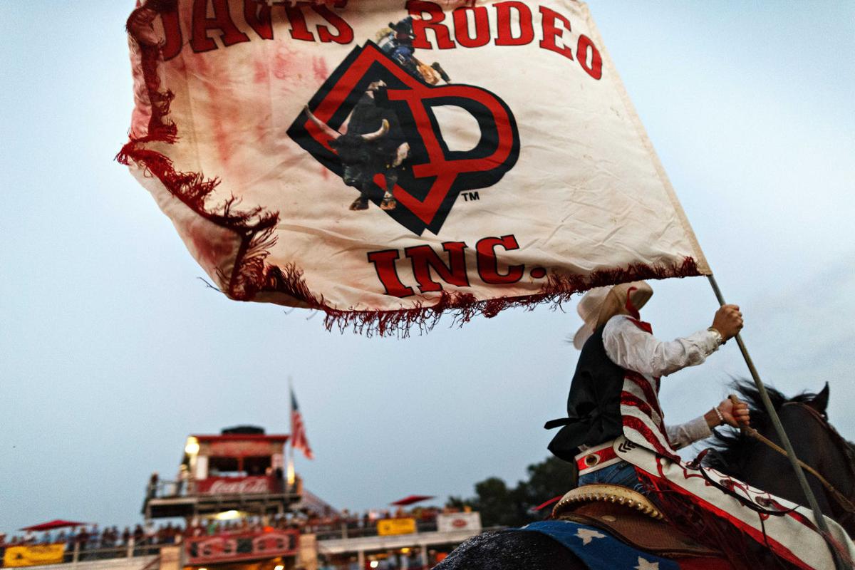 Pro Rodeo Bull Riding