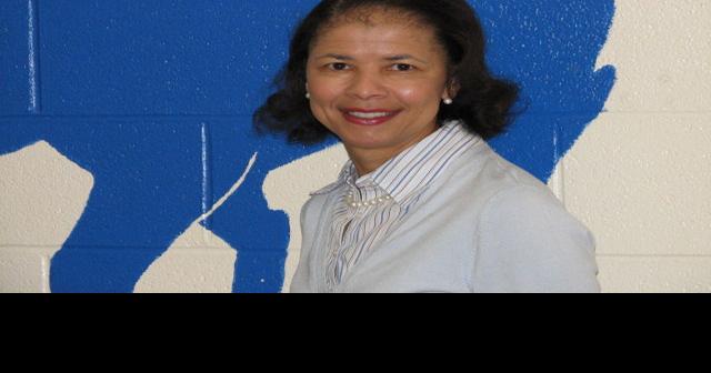 Principal Judy Robbins named the elementary school principal of the year