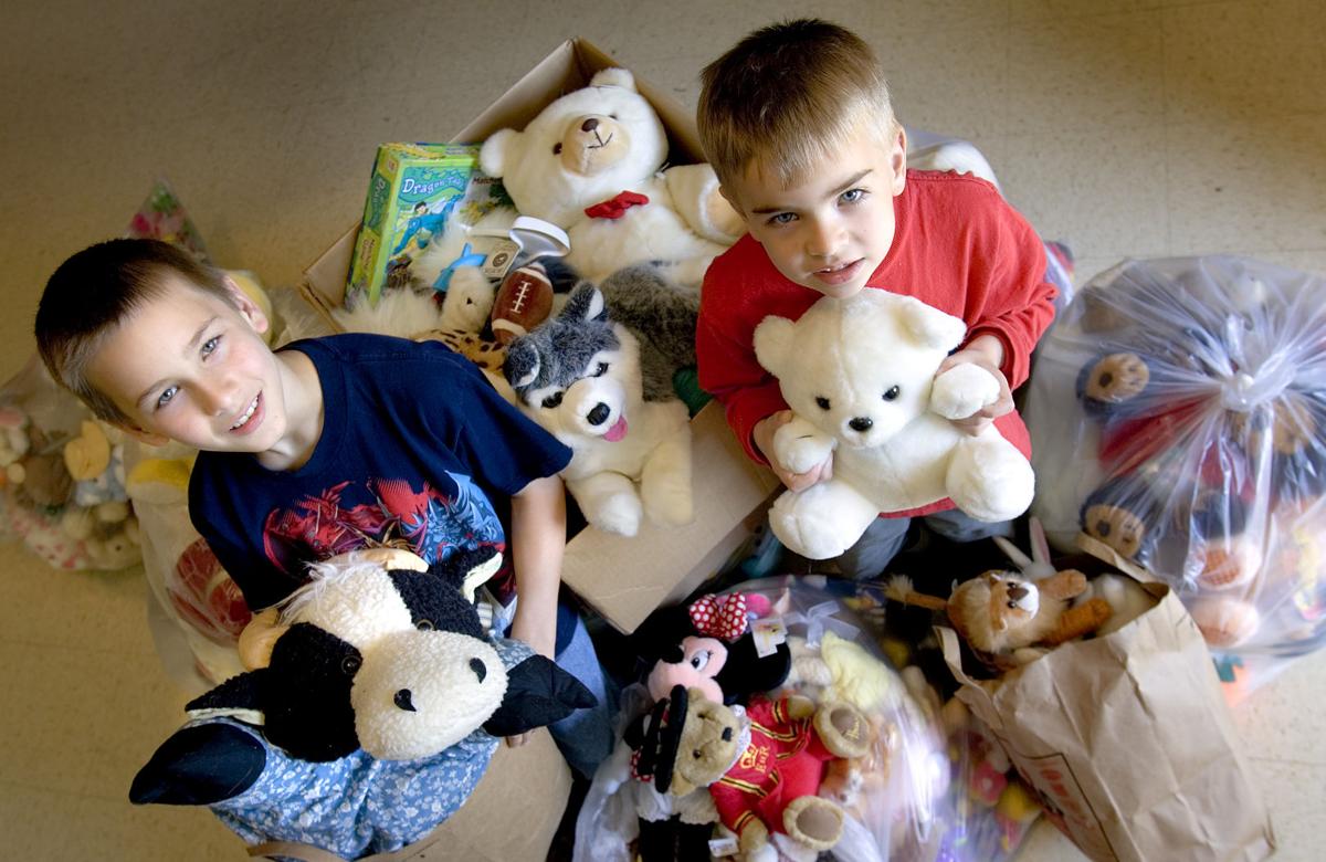 Tribute to dad: Boys collect toys for Iraqi kids