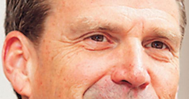 Mayor Robbie Perkins testifies he can’t pay support