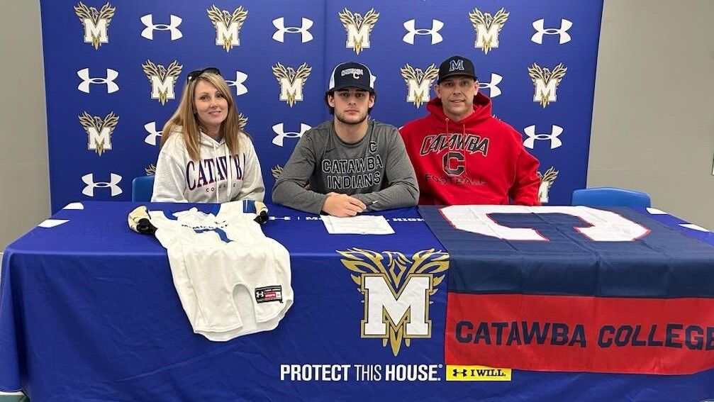 Elrod taking his well-rounded game on the gridiron to Catawba