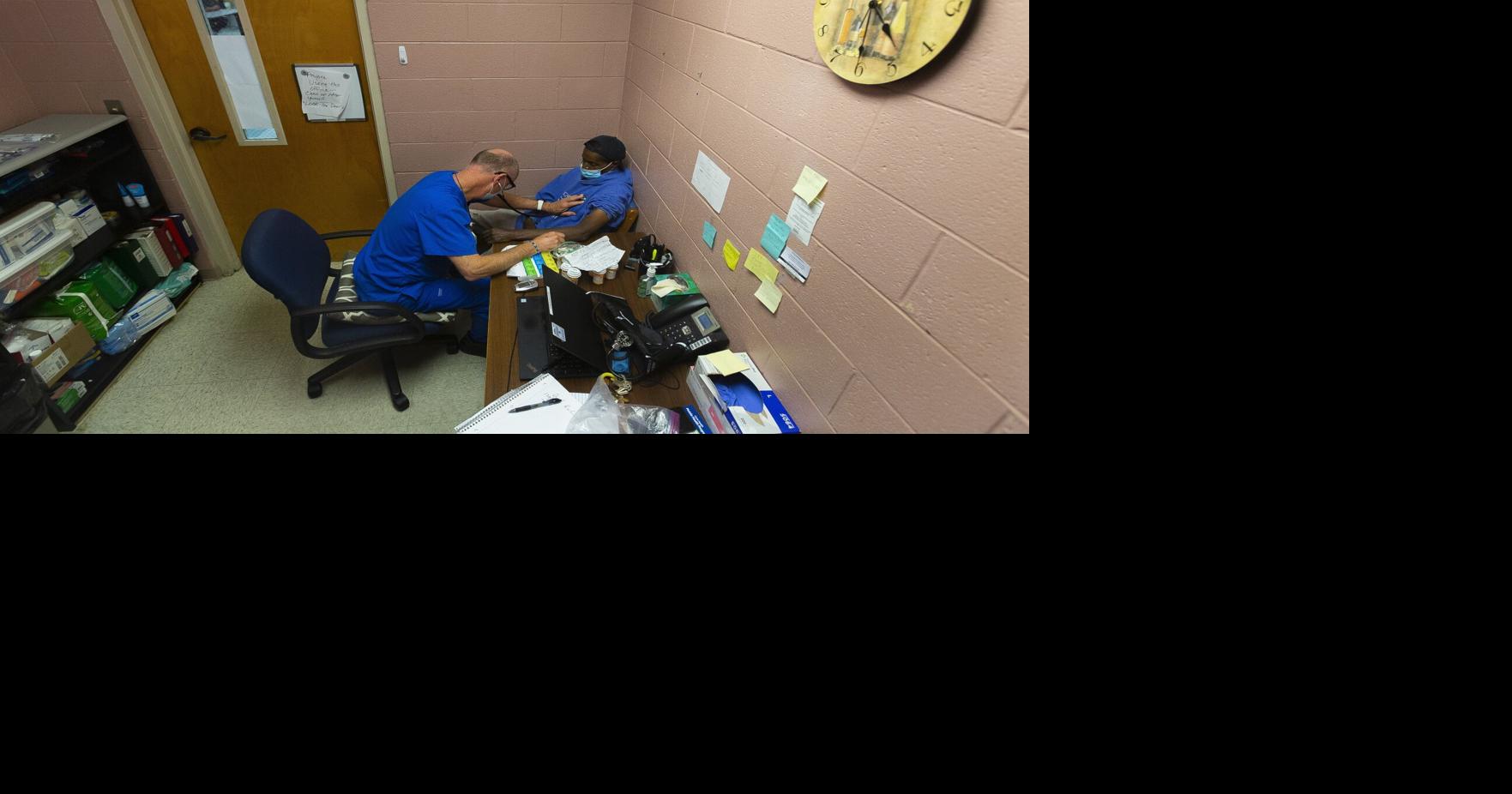 A doctor's conversations with his mom leads to gift that's helping ...