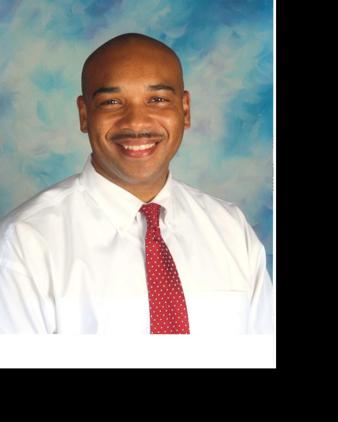 New principal introduced at Smith High School