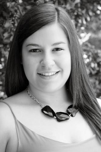 Club presents 14 debutantes