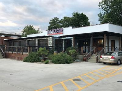 Fat Tuesday frozen daiquiri bar opens