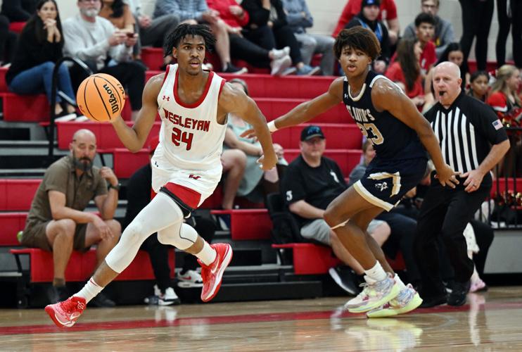 Zacch Wiggins dazzles in Wesleyan Christian debut