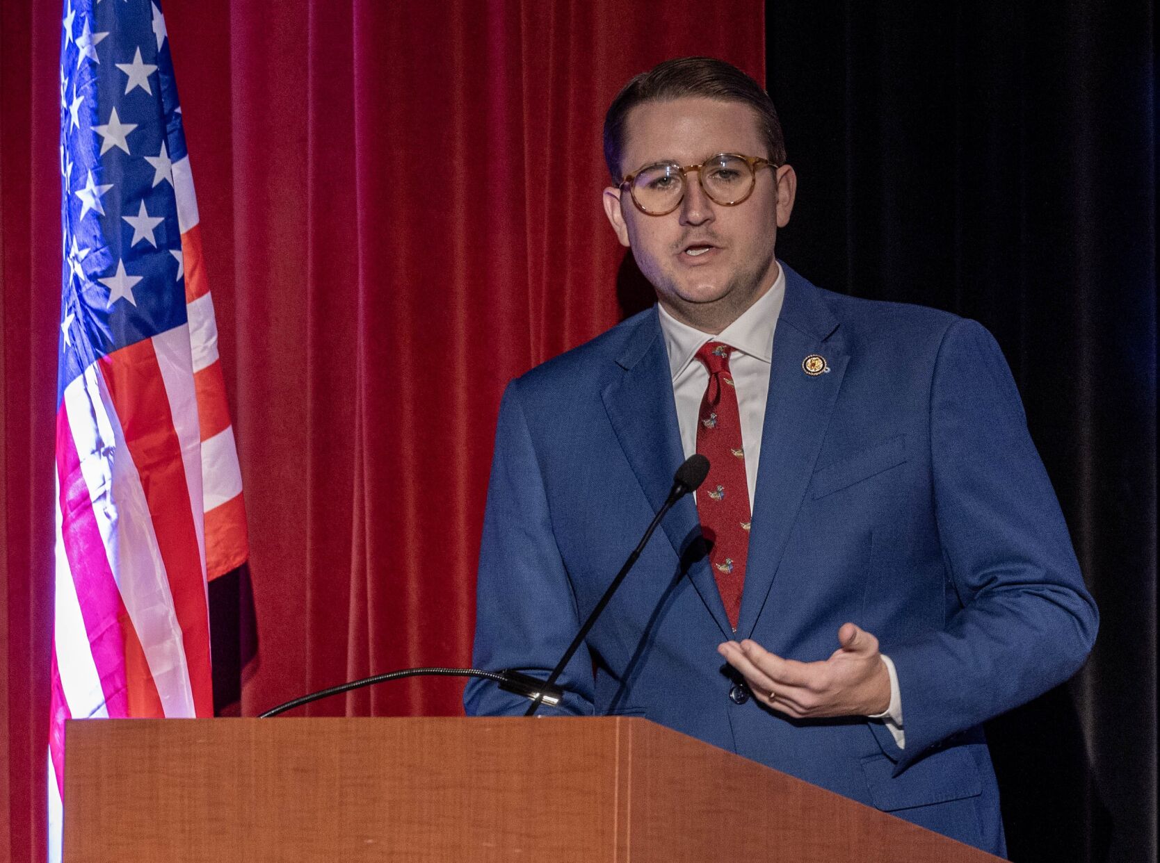 UNC Greensboro conservative groups hold memorial for Kirk