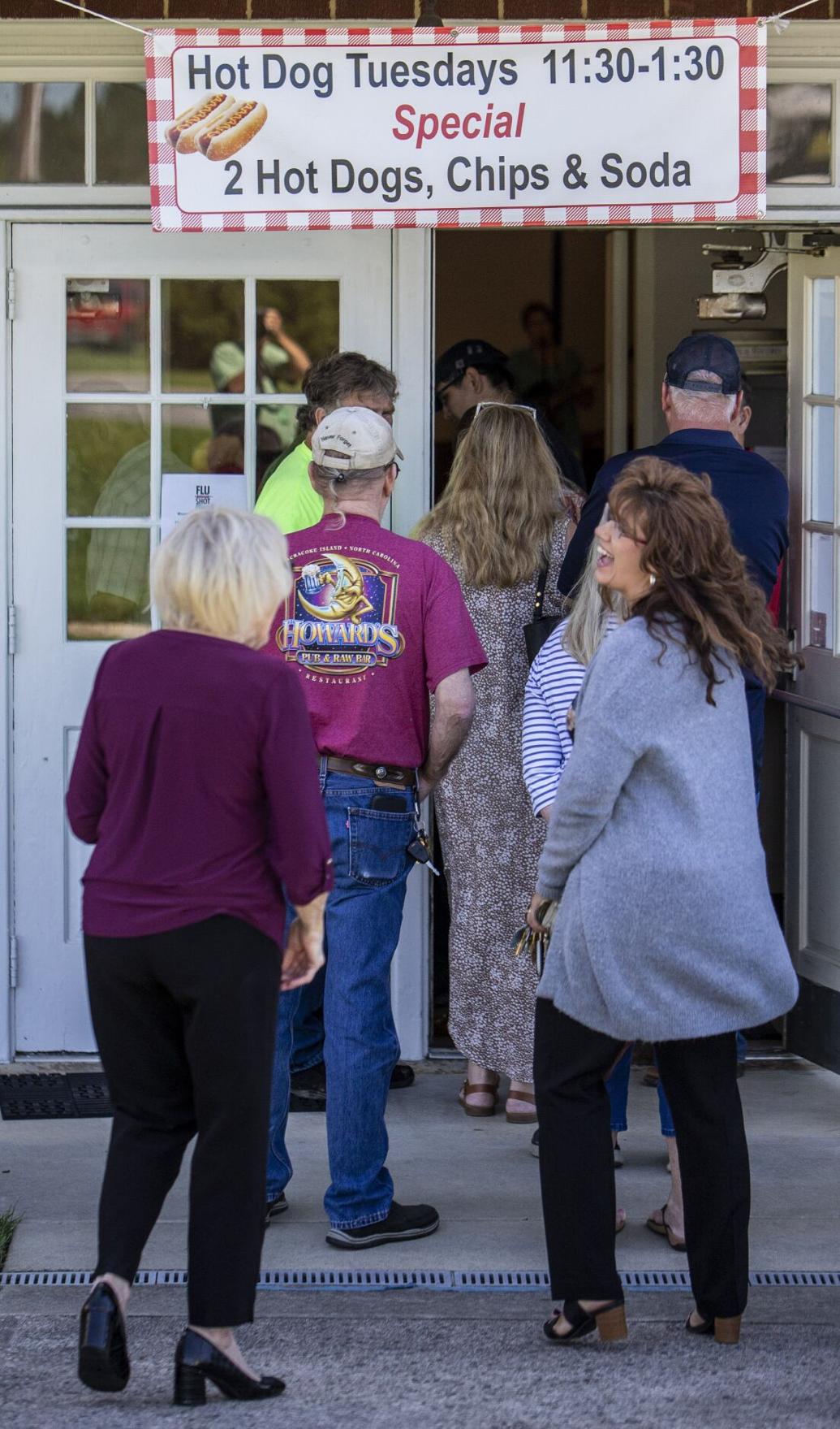 Photos: "Hot Dog Tuesday" at Hinshaw United Methodist Church