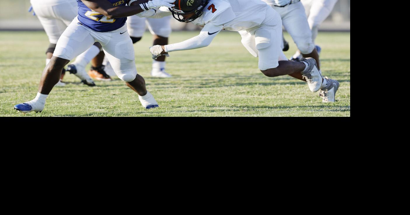 Live Updates: Dudley vs. Robinson in third round football playoffs 2024