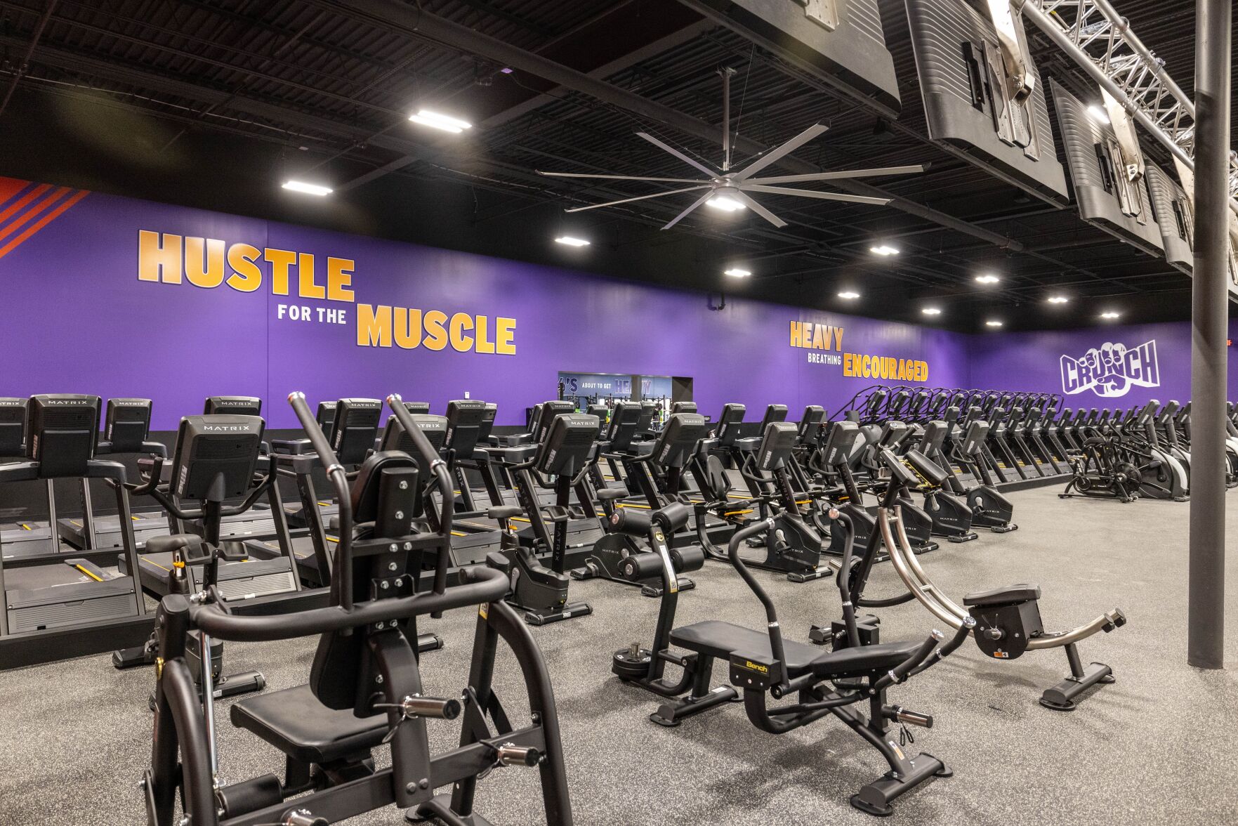 Crunch Fitness Gym in Greensboro