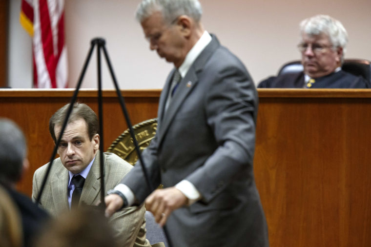 Jurors watch video of Simpson’s interview