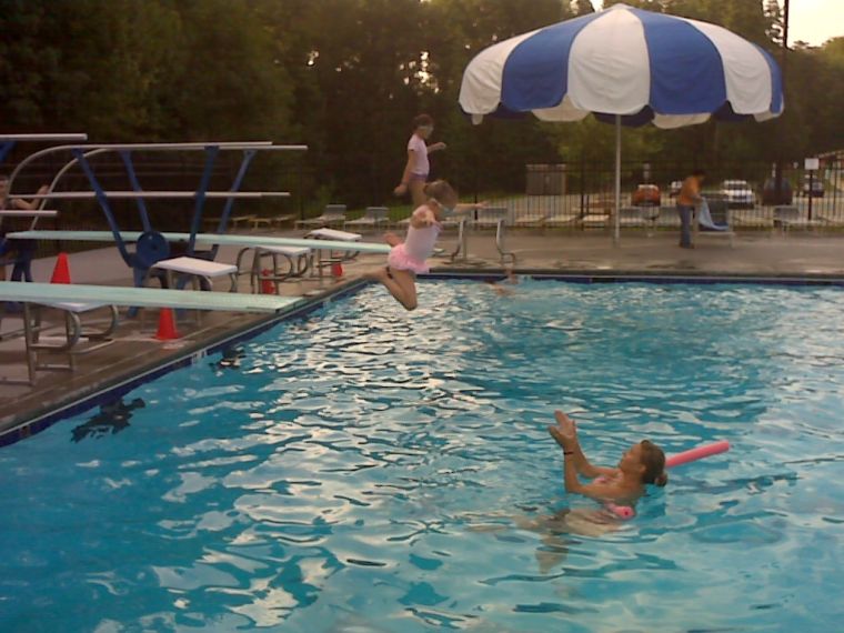 Inside Scoop: Bur-Mil Park's pool to stay open for two more weekends
