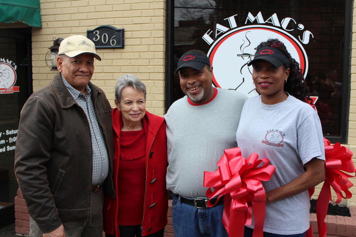 Fat Mac's Backyard BBQ fires up the grill | News | greensboro.com