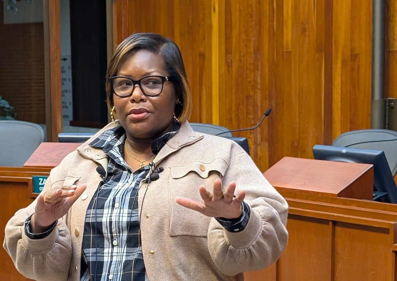 Jamilla Pinder to fill vacant At-large council seat