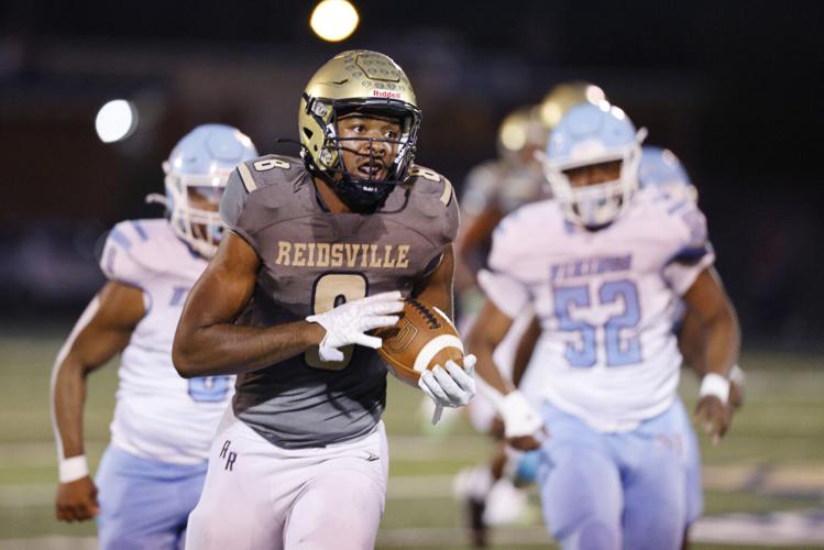 Jones inks to take his gridiron game to Morgan State University